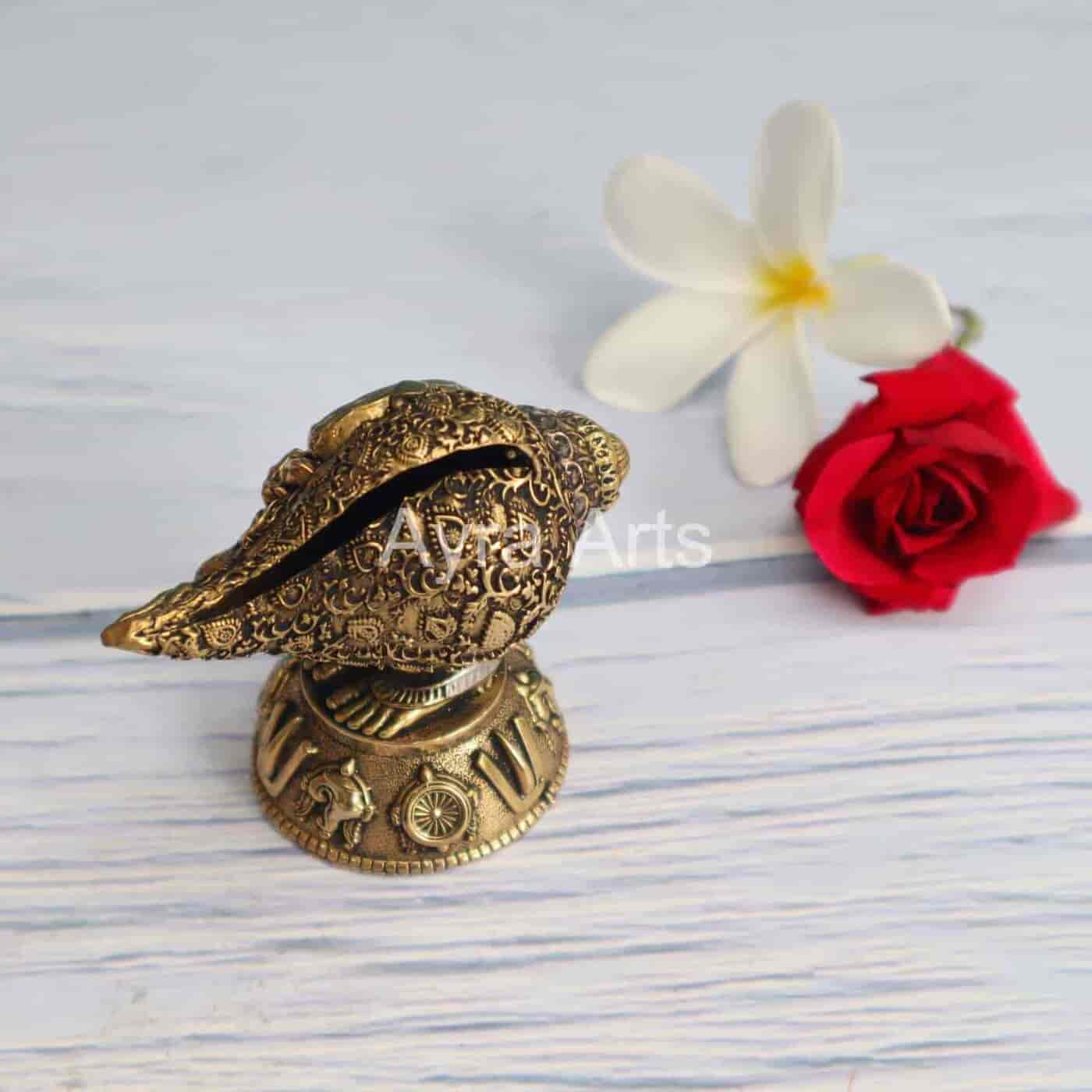 Brass Vishnu Shankh Statue With Shank Chakra Namah - 2.5 Inch Heigth